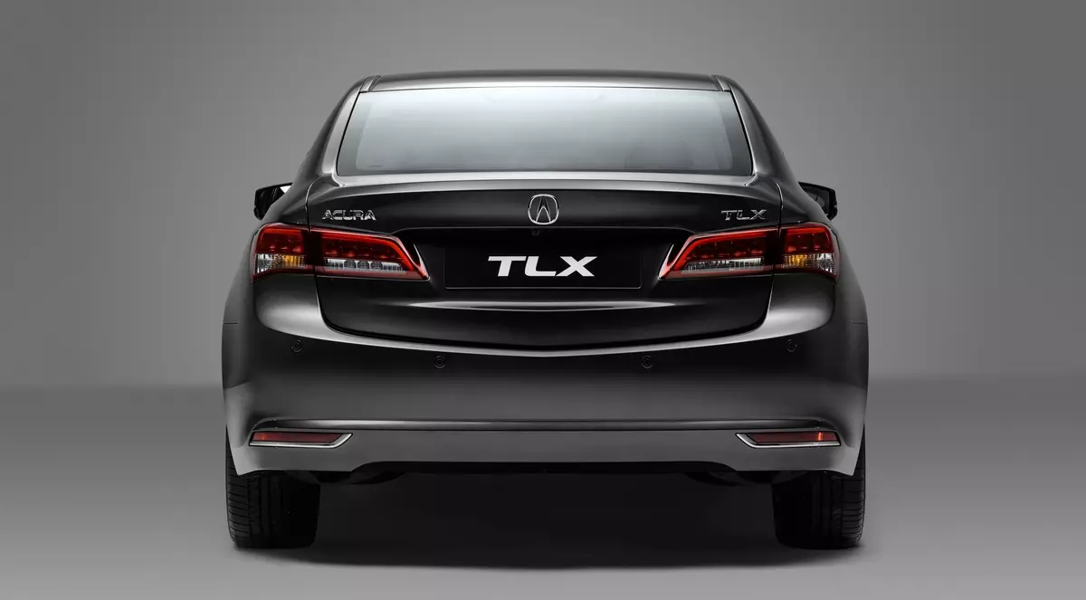 Gibuksan ni Acura ang mga pagbaligya sa TLX SEDAN sa Russia 5428_12