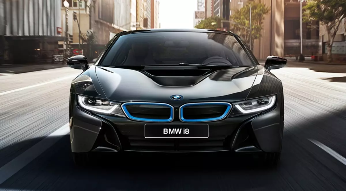 ที่สองในรัสเซียแสดงห้อง BMW ฉันจะเปิดในเซนต์ปีเตอร์สเบิร์ก 5444_2