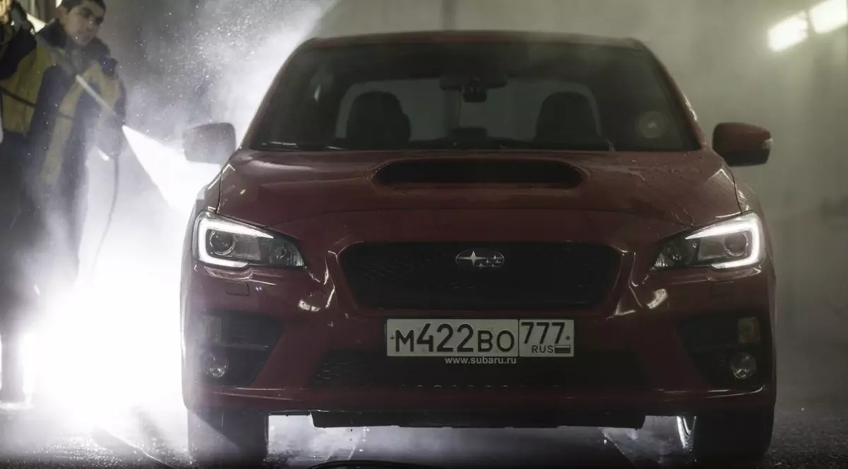 Тэст-драйв Subaru WRX: эстэтычны ўдар 5496_13