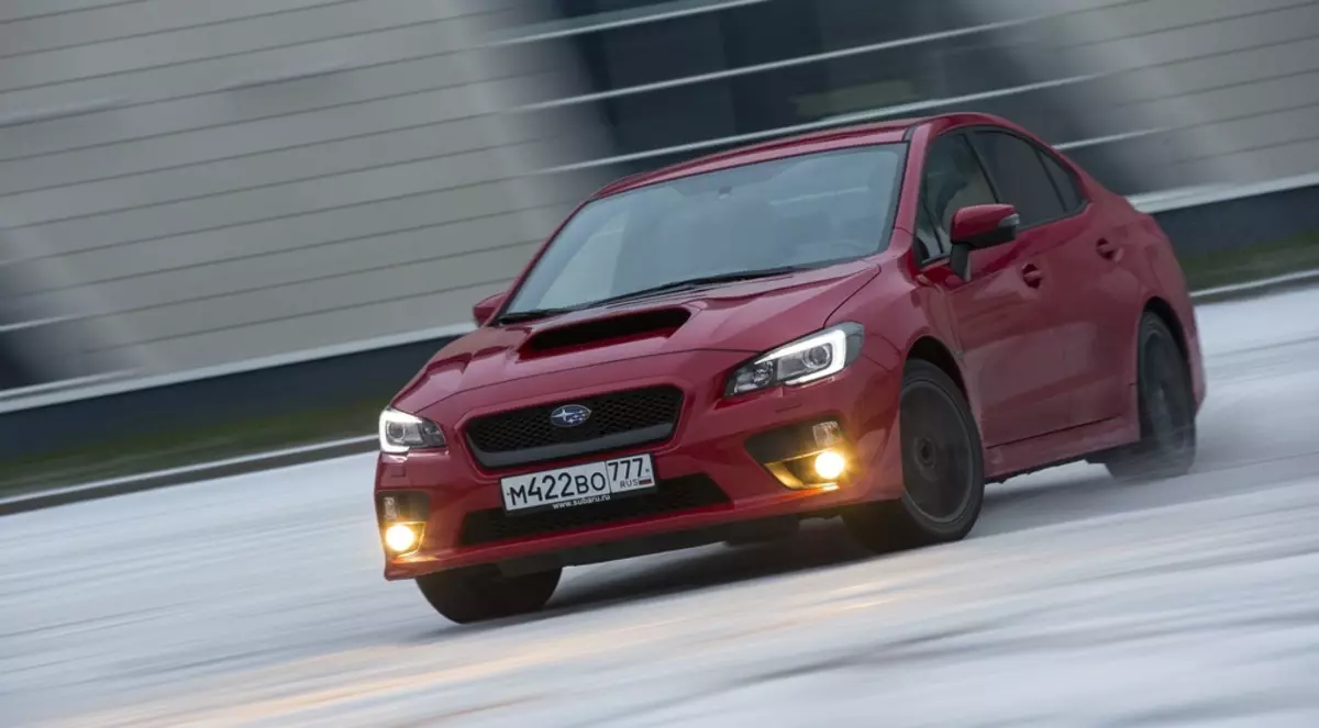 테스트 드라이브 Subaru WRX : 미적 타격 5496_31