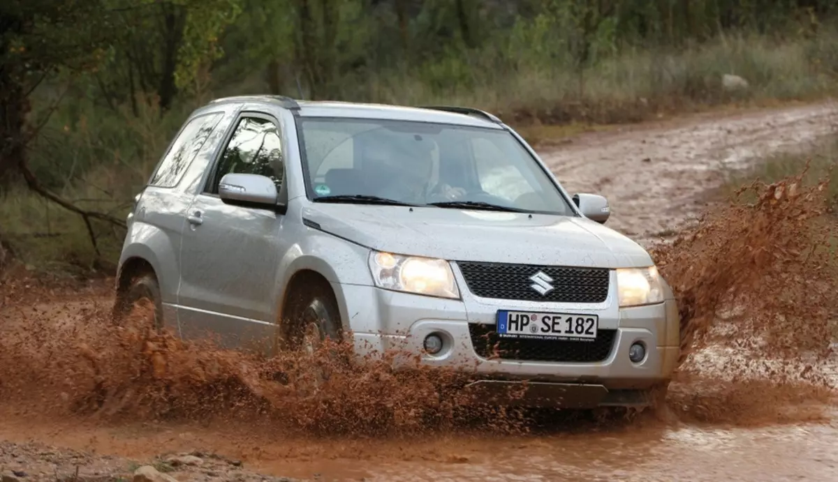 Autowp.ru_suzuki_Grand_vitara_3-door_23.jpeg.