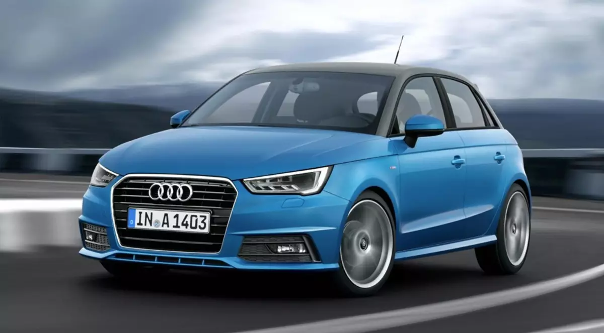 Audi a phatlalatsa litheko tsa Russia bakeng sa ntlafatso ea a1 sportback 5606_1