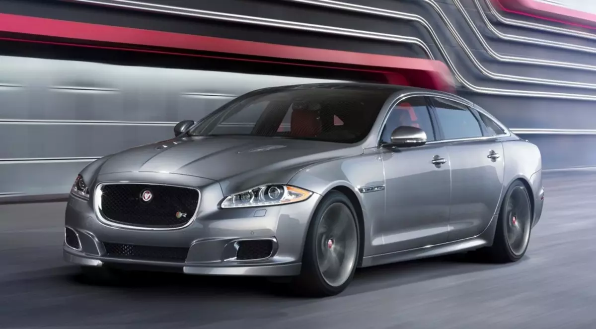 Jaguar_xjr_12.jpg