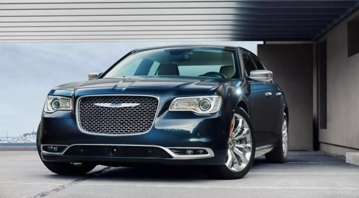 Թարմացված Chrysler 300-ը առաջին հերթին դեբյուտենտ է Արեգակի Կալիֆոռնիայի տակ 5753_4