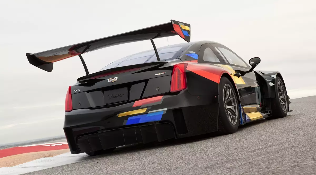 Cadillac представив новий ATS-V.R 5924_2