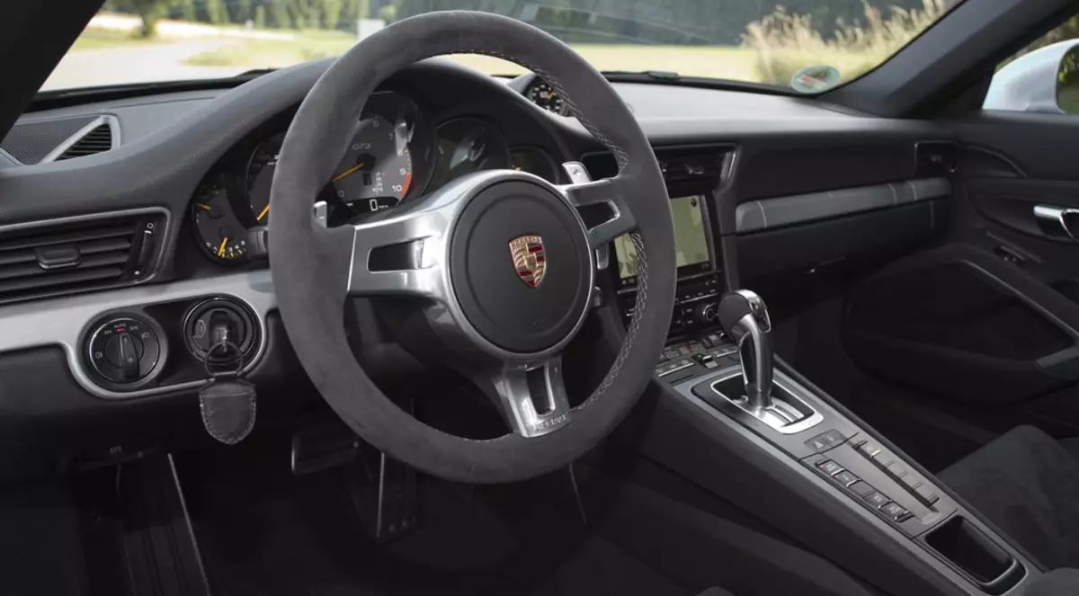 Porsche нь хүмүүст ойртох болно 911 GT хийх болно 604_6