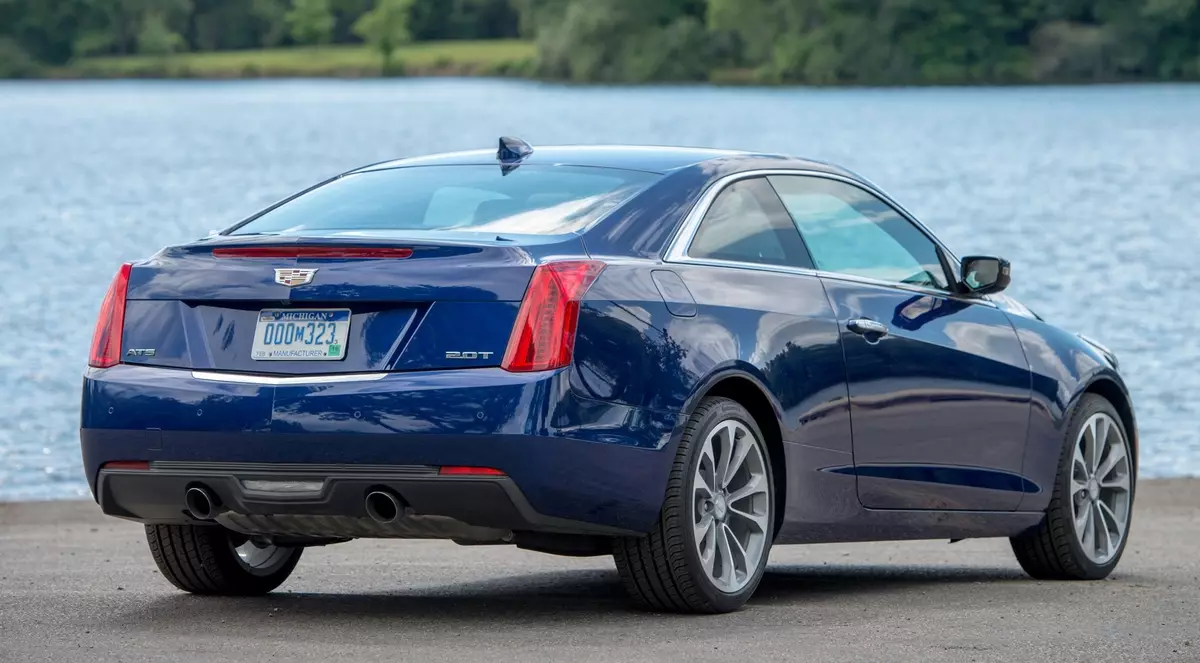 Cadillac het die vinnige debuut van die nuwe ATS-V harde geluid van die motor in die video bevestig 6072_2