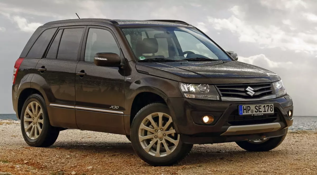 Suzuki prezentos Grand Vitara por amantoj afiŝi malpuraĵon 609_2