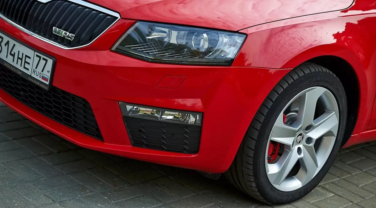 Test Drive Universal Skoda Octavia Rs Combi: Կոմունալ - ոչ մի նախադասություն 6100_3