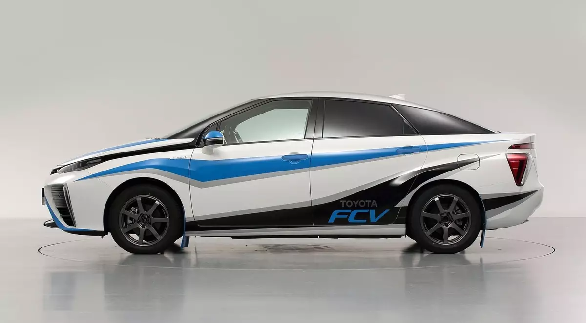 Тојота подготви FCV водороден автомобил за Rally Races 6350_4