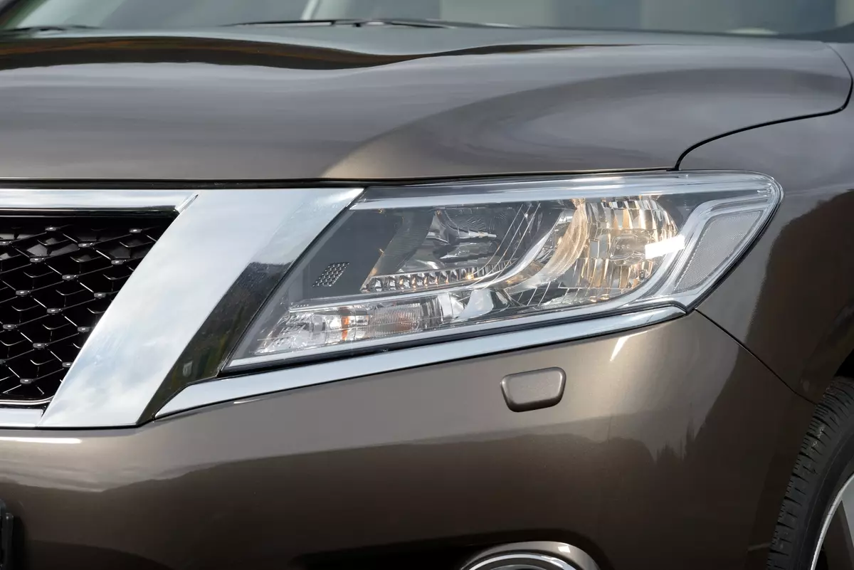 Nissan teatas uue Pathfinderi Vene müügi algusest 6378_10