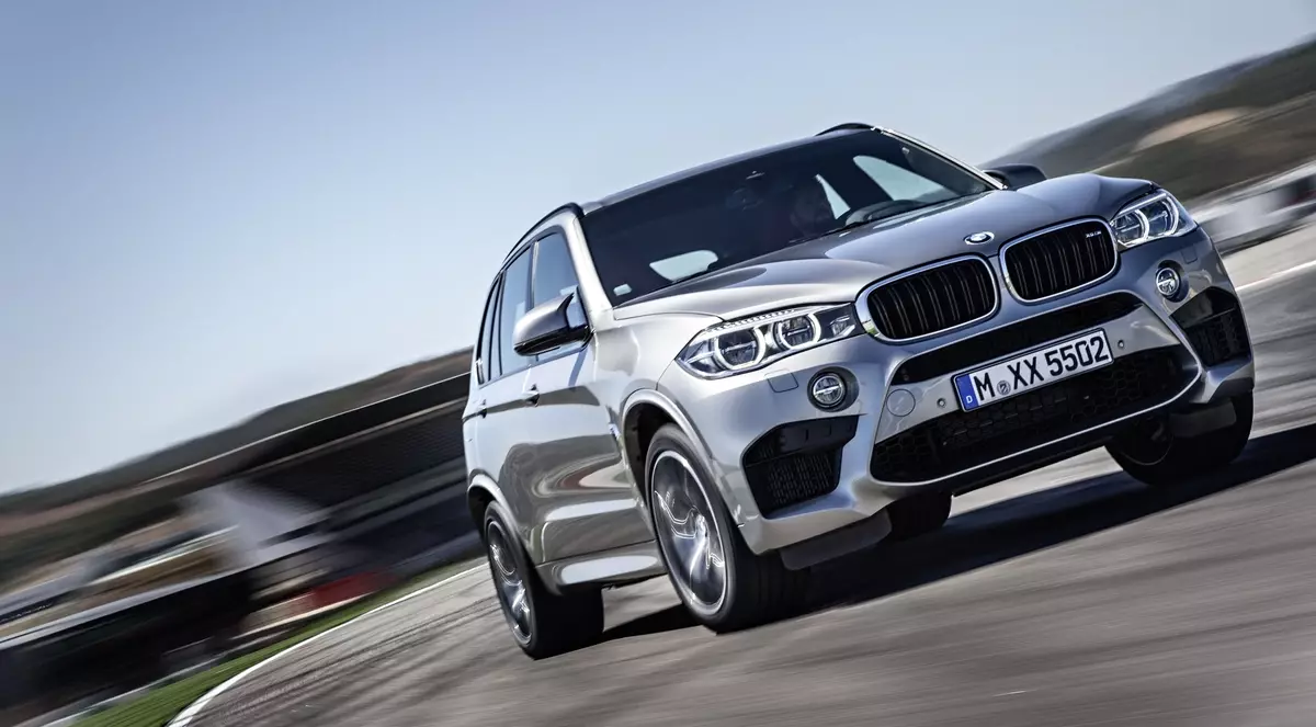 BMW ha mostrado nuevos poderosos poderosos X5 M y X6 M Crossovers 6394_15