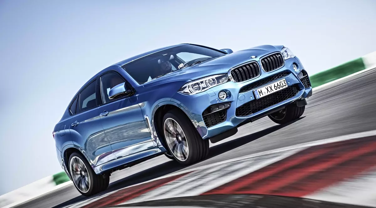BMW აჩვენა ახალი ძლიერი X5 მ და X6 M Crossovers 6394_24