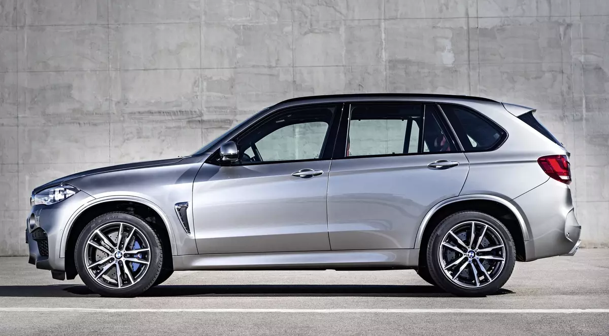 BMW აჩვენა ახალი ძლიერი X5 მ და X6 M Crossovers 6394_3