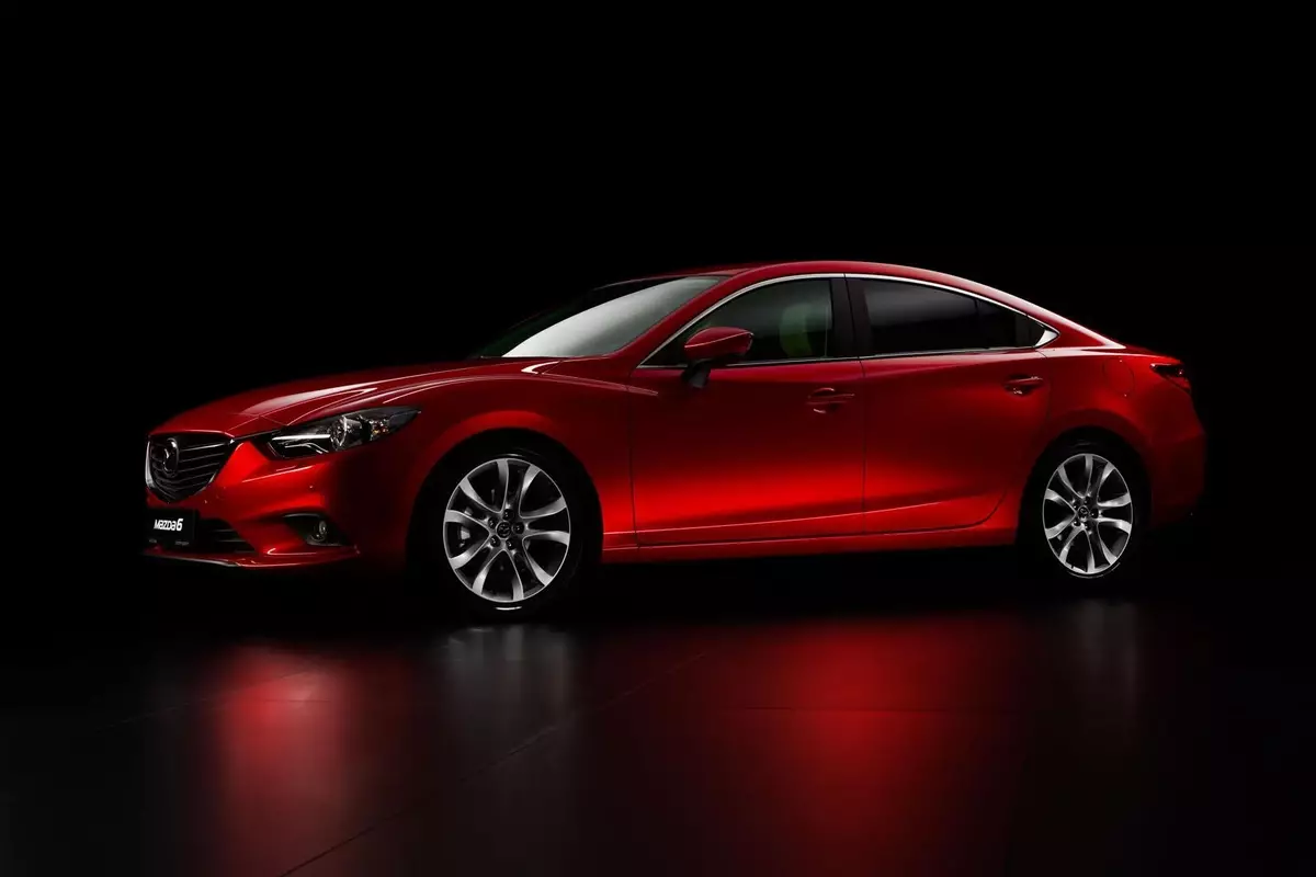 Mazda6 akan mengubah kompartemen olahraga 6432_3