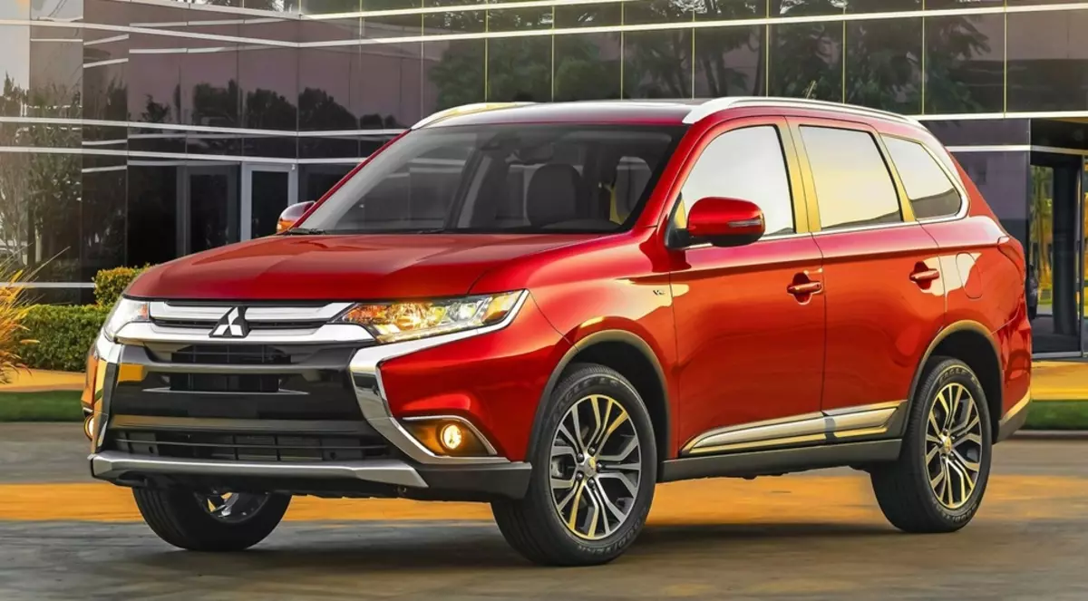 Opgedateer Mitsubishi Outlander het die model na bestsellers gebring