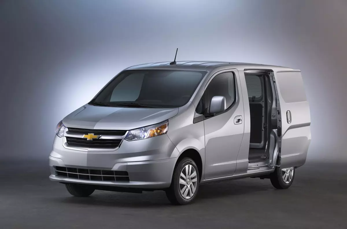 Chevrolet announced the price of a competitor Citroen Jumpy 6616_2