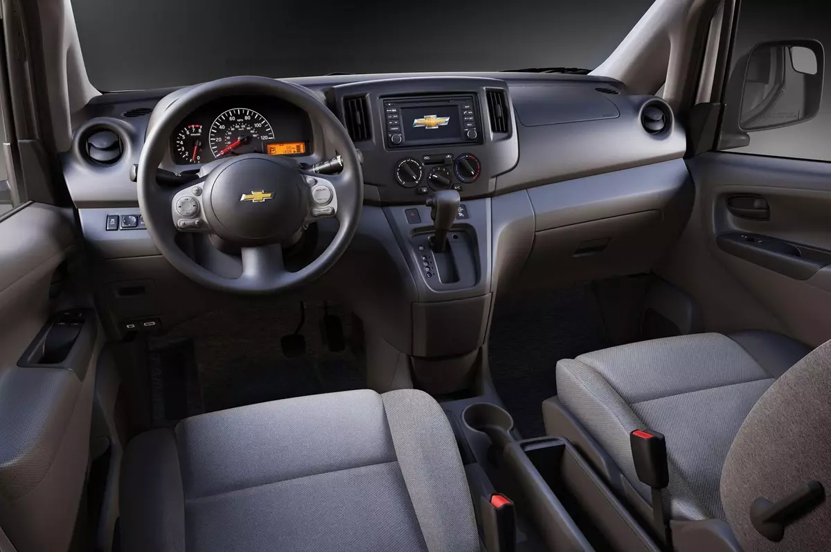 Chevrolet a annoncé le prix d'un concurrent Citroen Jumpy 6616_4