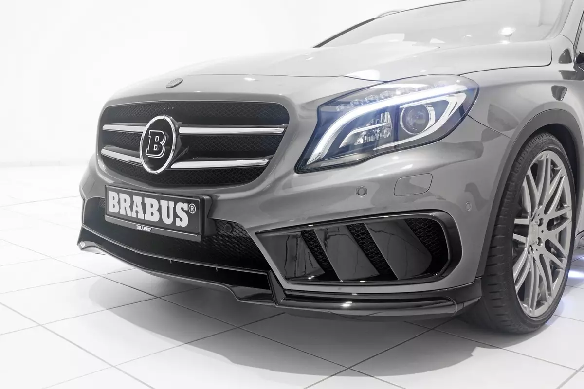 Crossover pressupostari Mercedes-Benz va passar el portat a Brabus 6720_6