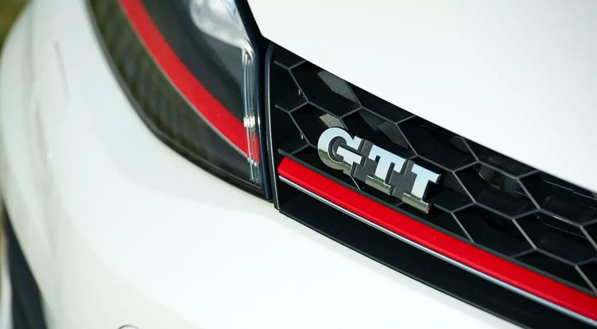 اختبار محرك VW Golf GTI: القانونية وبينما شرعية 6785_26