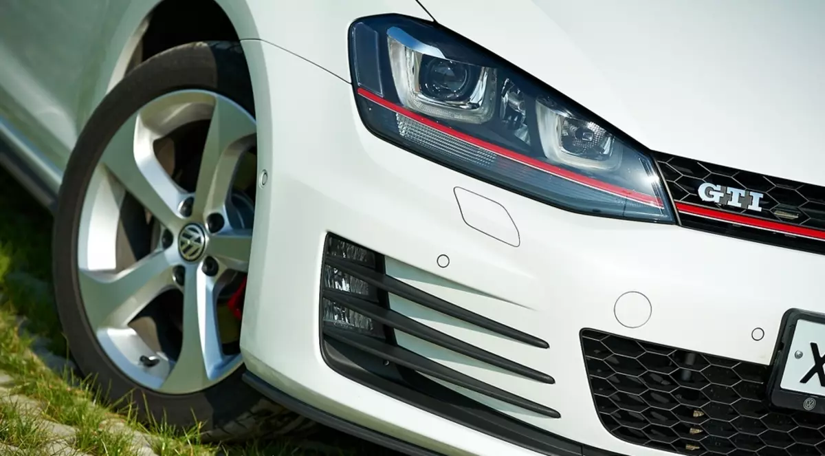 اختبار محرك VW Golf GTI: القانونية وبينما شرعية 6785_27