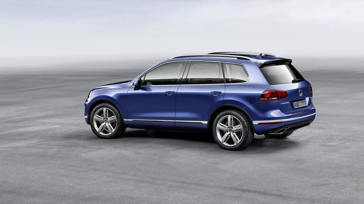 Tástáil nua Volkswagen Touareg sa chorp Audi C7 6845_4