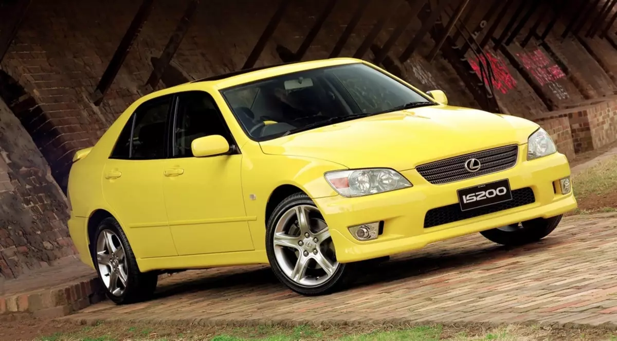 autowp.ru_lexus_is200__Yellow__1.jpg.