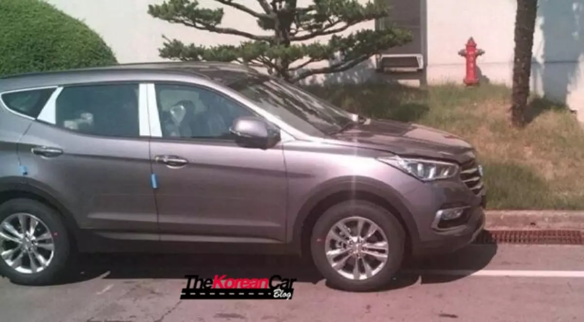 Oppdatert Hyundai Santa Fe kom inn i kamerablinser 714_2