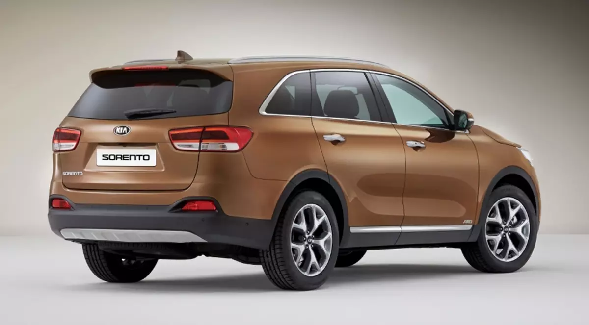 KIA Sorento iran tuntun yoo bẹrẹ tita ni Russia ni Oṣu Keje ọdun 2015 766_3