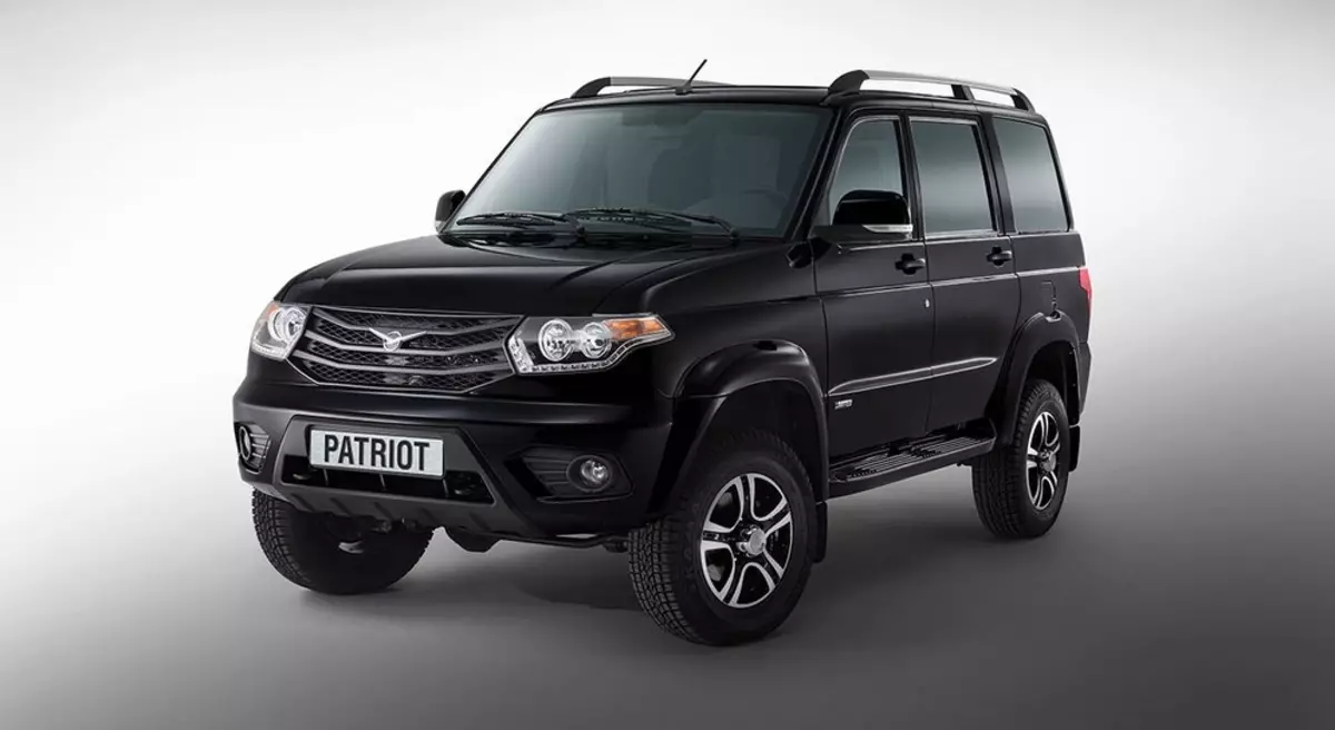 UAZ malitere mwepụta nke patriot suv Suv 7703_1