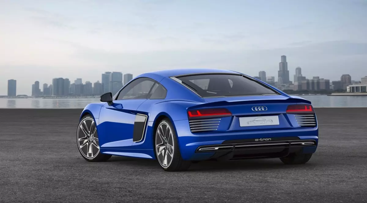 Ég vélmenni: Audi sjálfvirk rafmagns R8 779_3