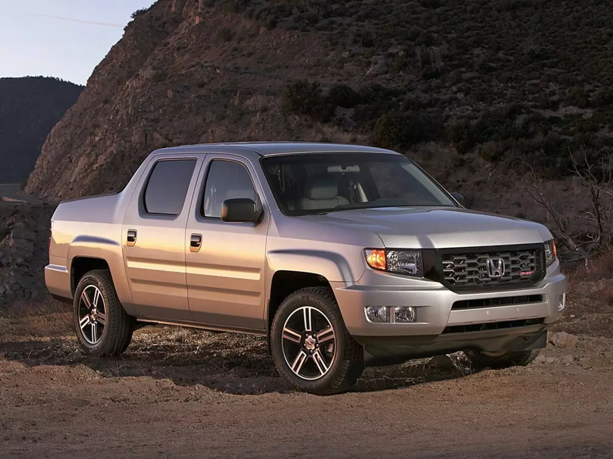 Téann Honda go dtí an dara babhta le ridgeline pickup