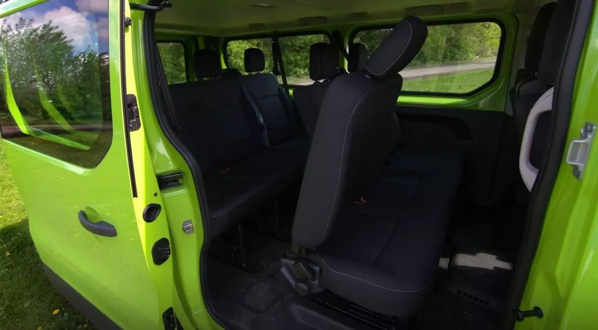 Az új Renault Trafic 3 tesztvezetése 3: Ő Gosha, ő Gogh, ő Zhora 805_9