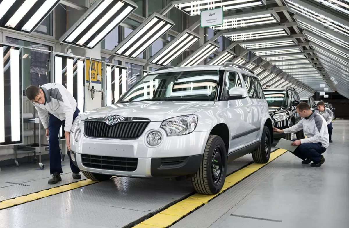Skoda 및 Volkswagen Assembly on Gas Suspended