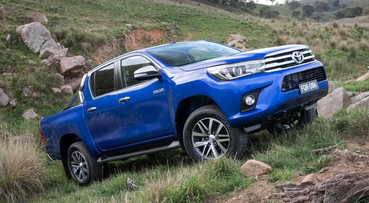 Neie Toyota Hilux huet an Australien an Thailand presentéiert