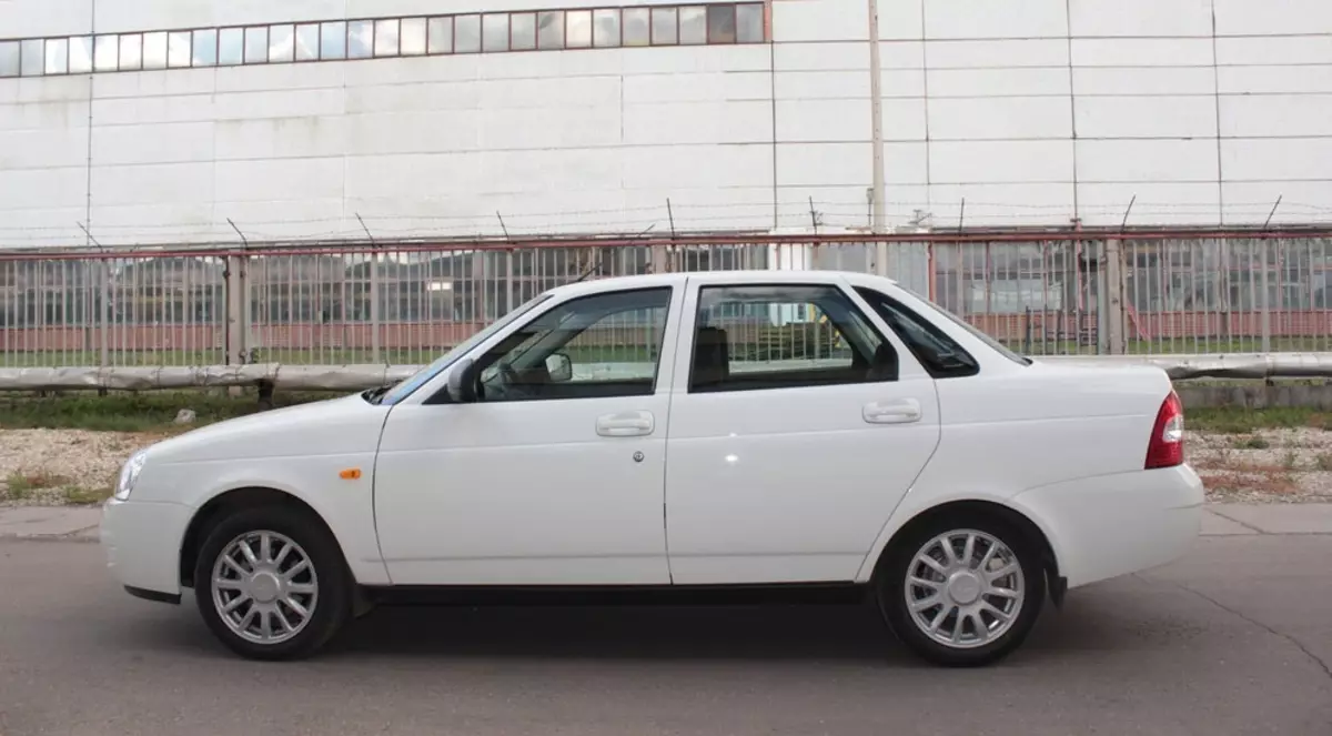 Exclusief: We demonteerden de nieuwe 123-sterke motor uit Avtovaz 8697_15