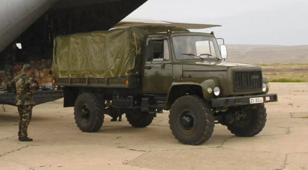 Gaz_truck_in_azerbaijan.jpg.