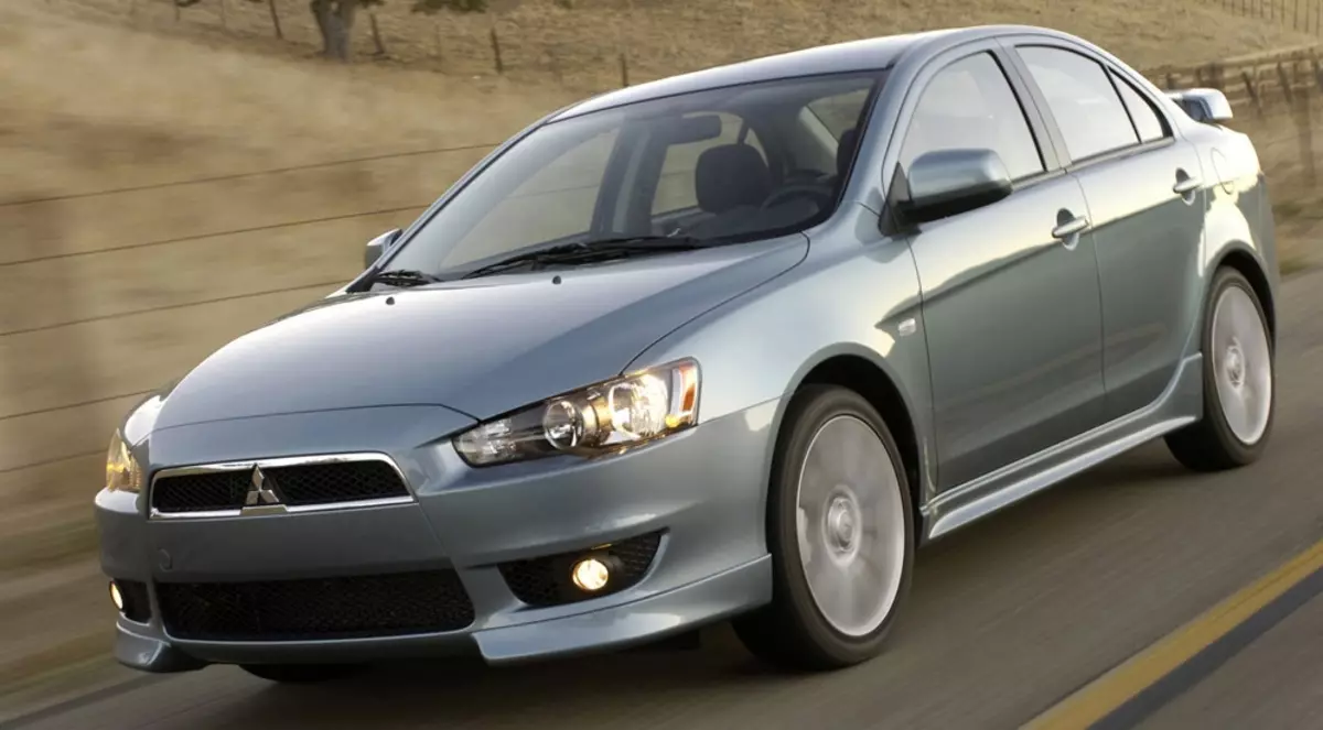 mitsubishi-lancer_x-foto_b46613.jpg