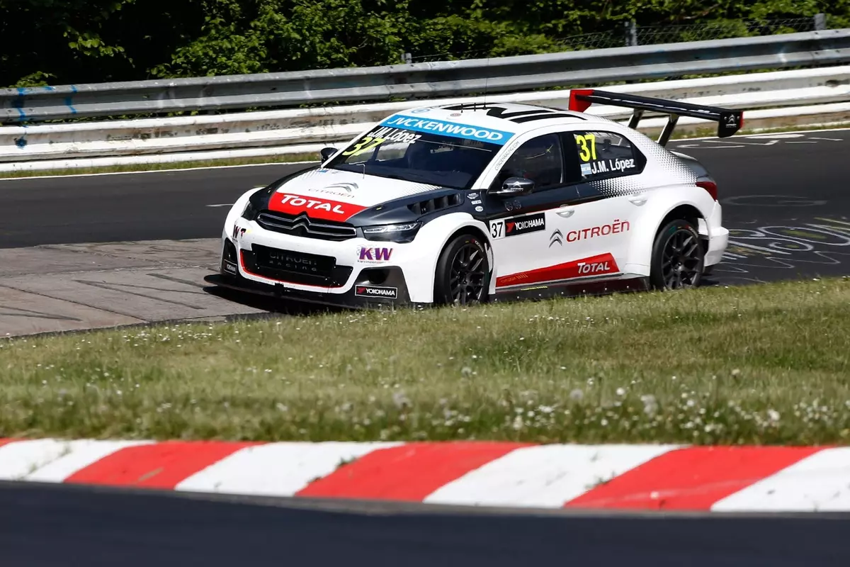 Lada Sport Rosneft mostrou boa velocidade nas qualificações do palco da WTCC em Nordshaife