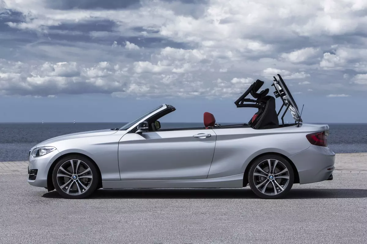 Bavarians نے دکھایا اور نئے Cabriorator BMW 2nd سیریز کے بارے میں بتایا 9287_4