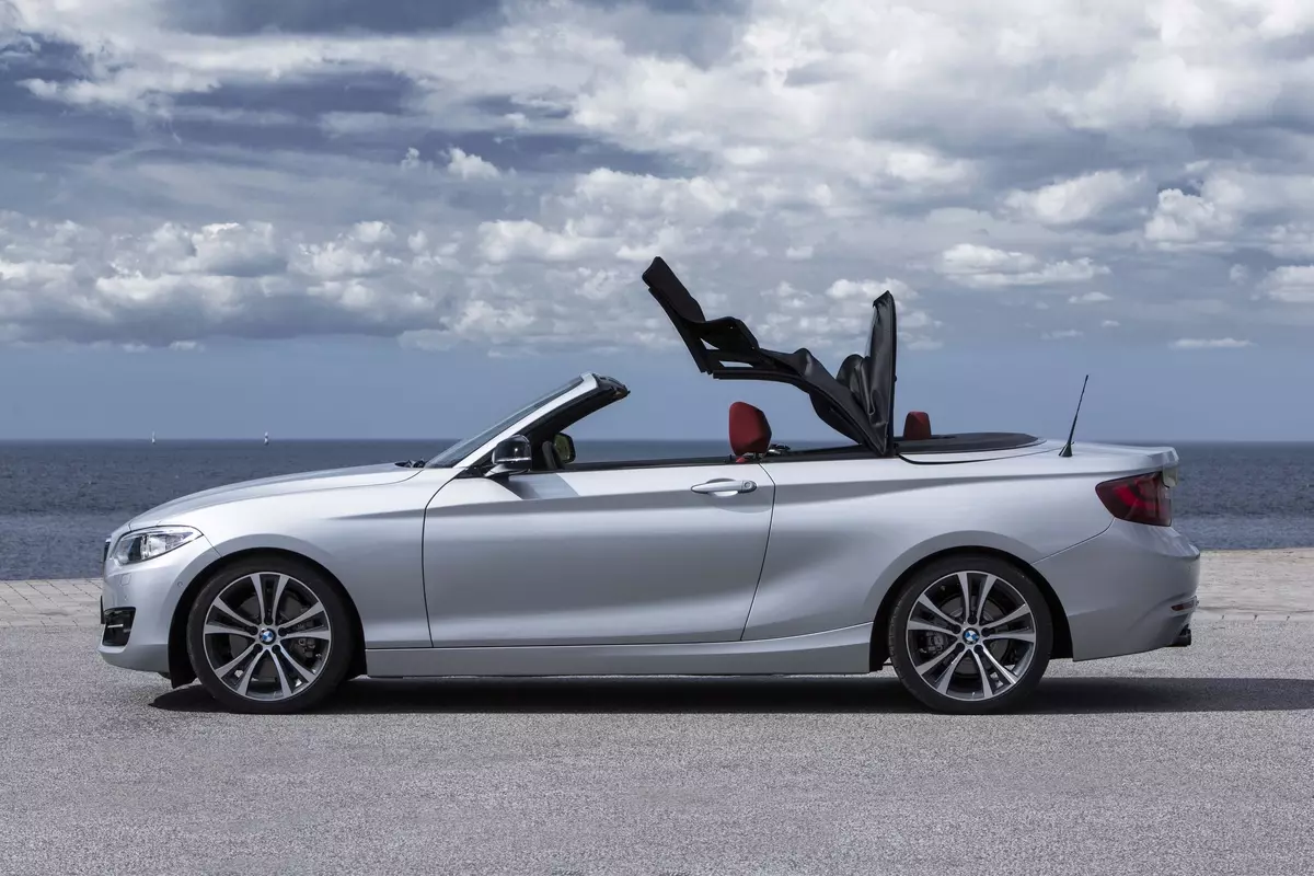 Los bávaros mostraron y contaron sobre el nuevo cabriorador BMW 2nd Series 9287_6