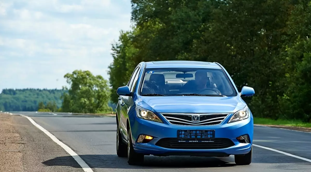 Test Drive Changan EADO: Ze zullen de planeet niet drijven ... 9567_16