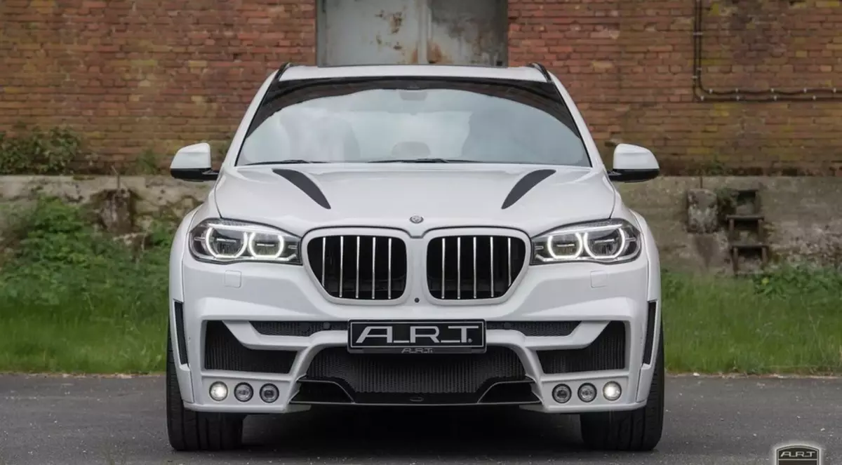 BMW X5 در میهن خود یک بدنه گسترده دریافت کرد 96_17