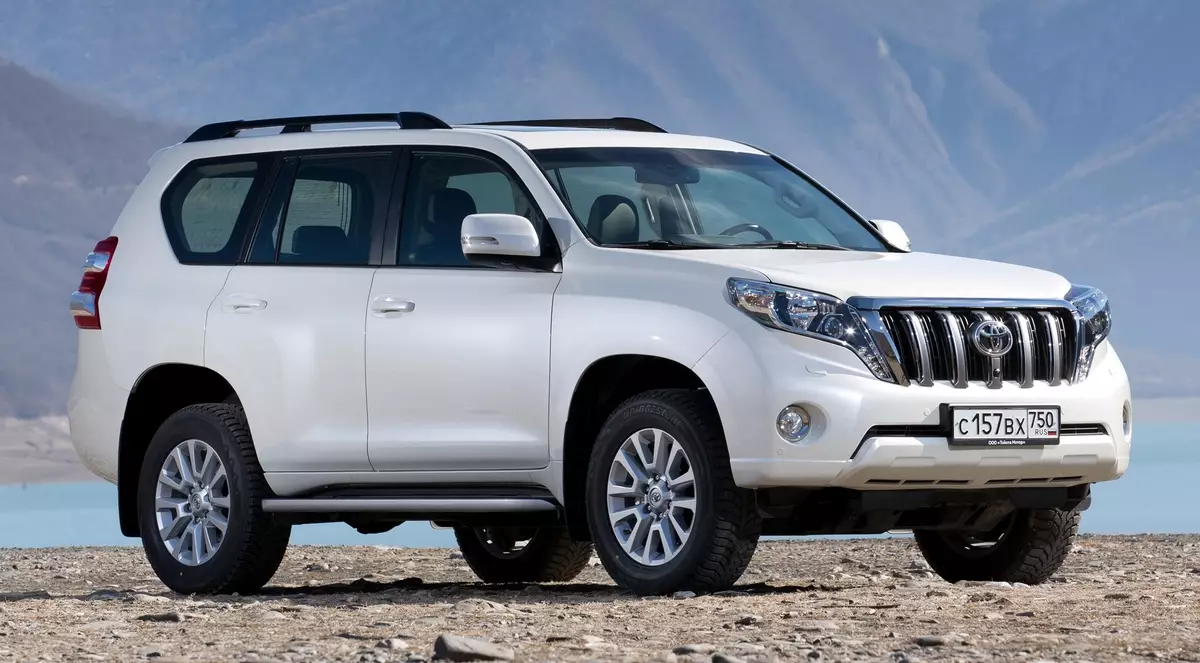 Toyota Land Cruiser Prado ετοιμάζεται για τη μεταμόσχευση 